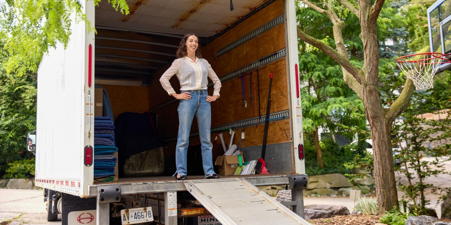 Furniture Movers Service at Low-Cost | Fixed Prices