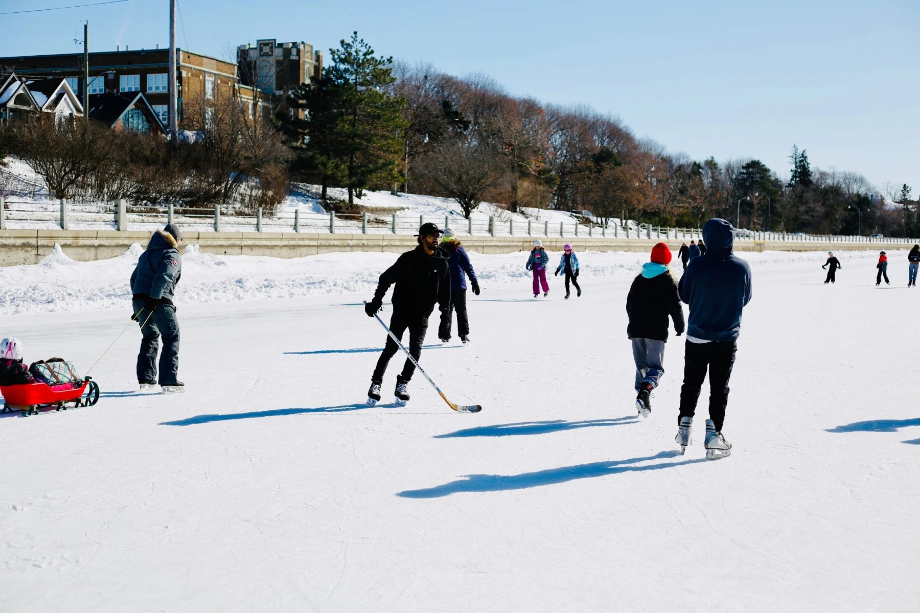 Top Outdoor Winter Activities in Canada | 2025 Guide